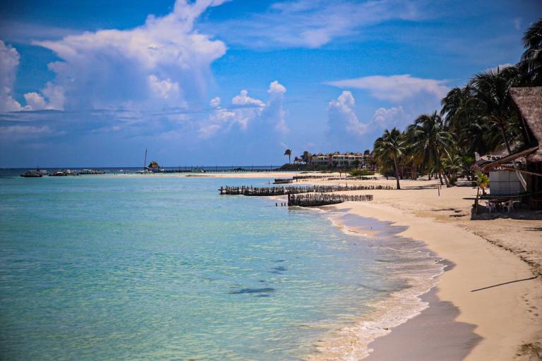 Playa Norte de Isla Mujeres, la mejor de México - Quinta Fuerza
