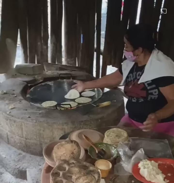 Si visitas Chichén Itzá, prueba el Poc Chuc, platillo yucateco que no ...