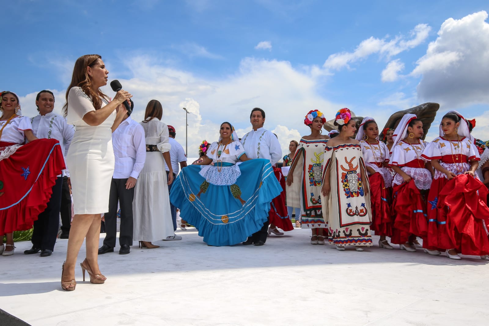 Festejamos a Quintana Roo con su gente y vamos por su grandeza - Quinta ...