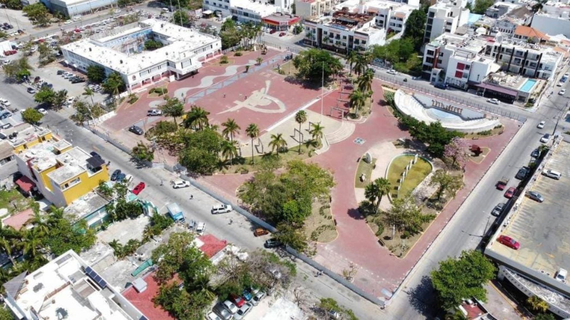Plaza 28 de julio estará al 70% para el aniversario de Playa del Carmen ...