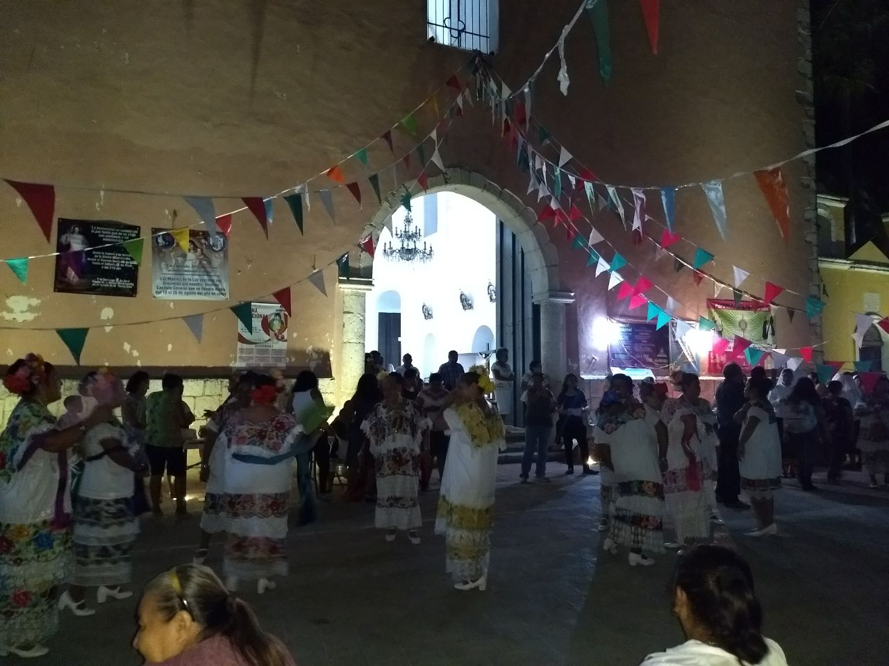 No duerme Carrillo Puerto con la fiesta de la Cruz - Quinta Fuerza