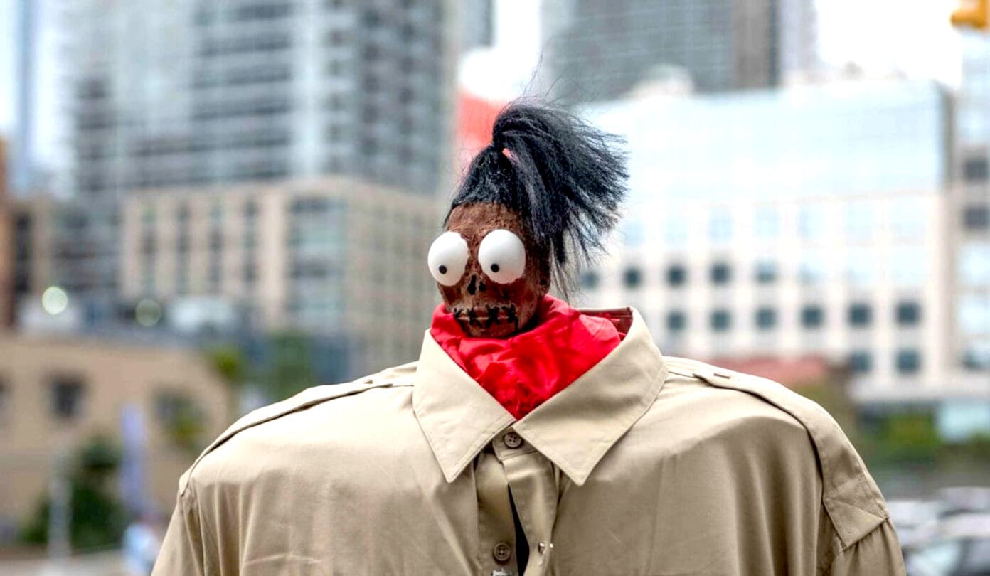 Video: “Cabeza reducida”, de Beetlejuice, el disfraz con mayor demanda ...