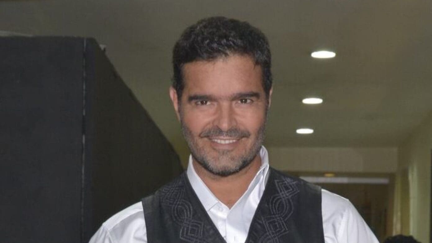 Cantante Pablo Montero vende un boleto para su show en Chihuahua ...